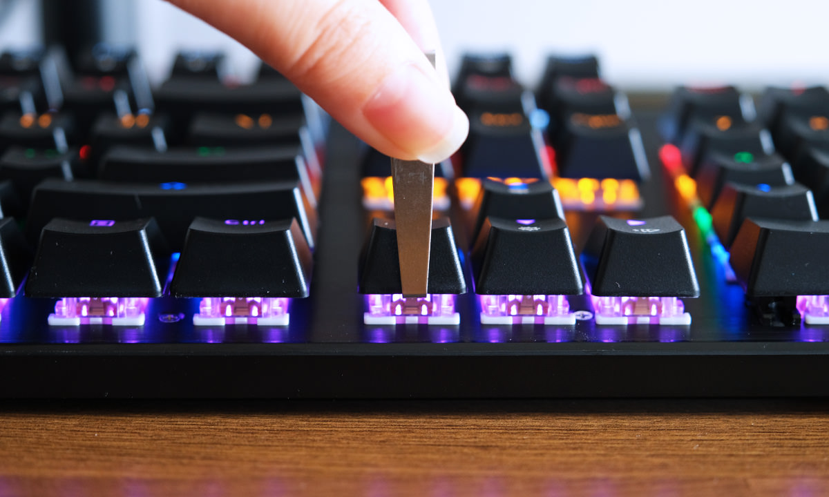 【POJUN評價】波軍PJ02 機械式鍵盤，1千多元的機械鍵盤好嗎？ – 卡蘿旅遊生活札記